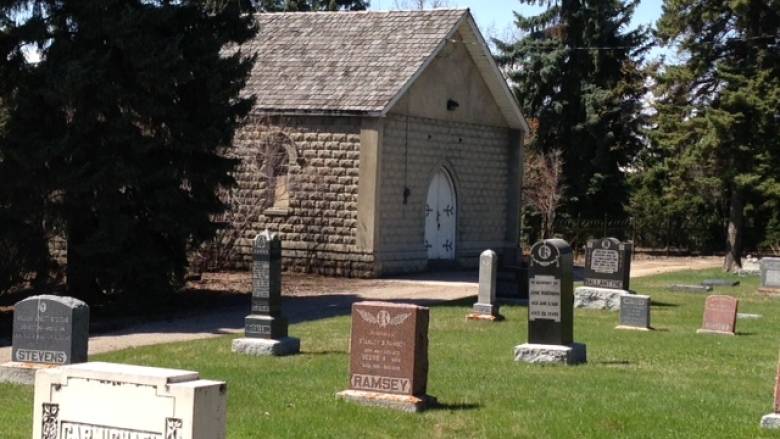 Curious Canadian Cemeteries: Union Cemetery, Calgary, Alberta | Spade ...