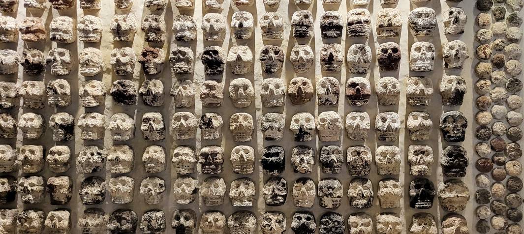 Spade & the Grave | death and burial through an archaeological lens